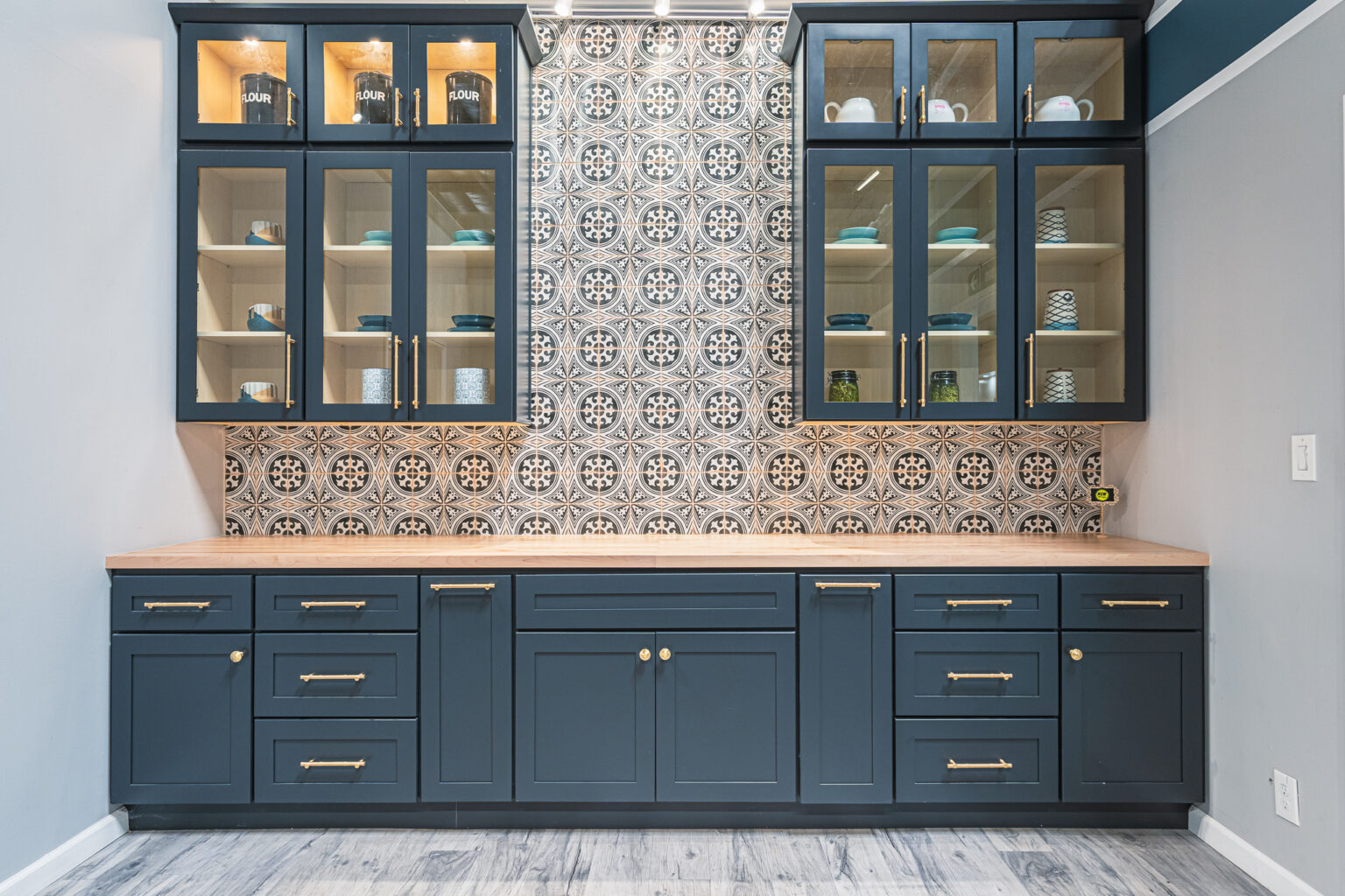 ZMC Cabinetry – Customize Your Dream Kitchens