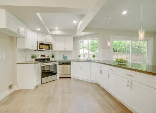 ZMC Cabinetry – Customize Your Dream Kitchens